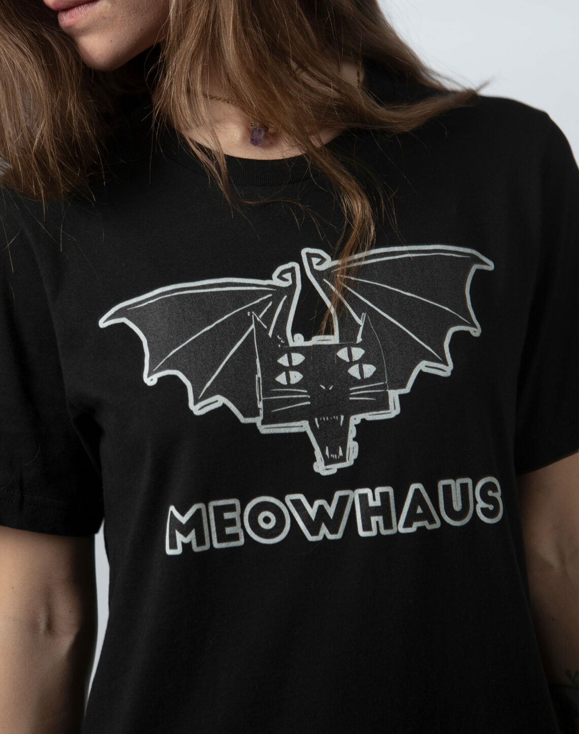 Pizza Dog Crop Tee - Meow Wolf Shop